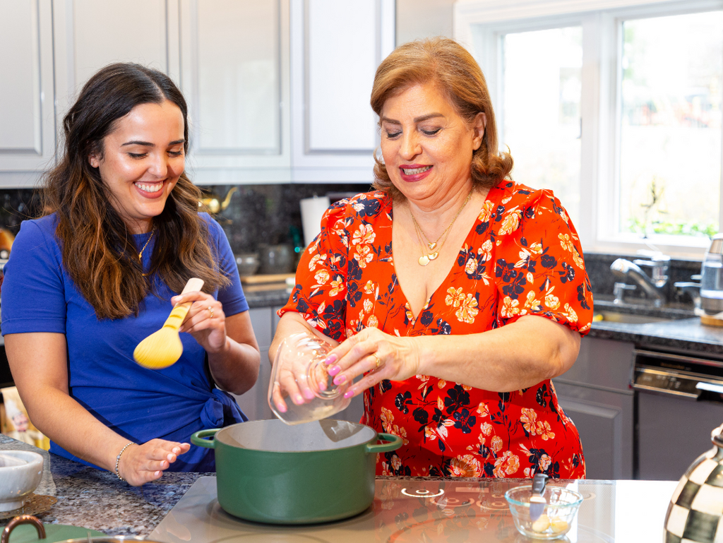 How Mother-and-Daughter Duo Gita and Roya Shariat Are Scaling Their Vi ...